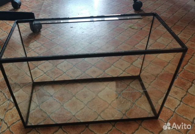 Аквариум + фильтр внутренний + терморегулятор