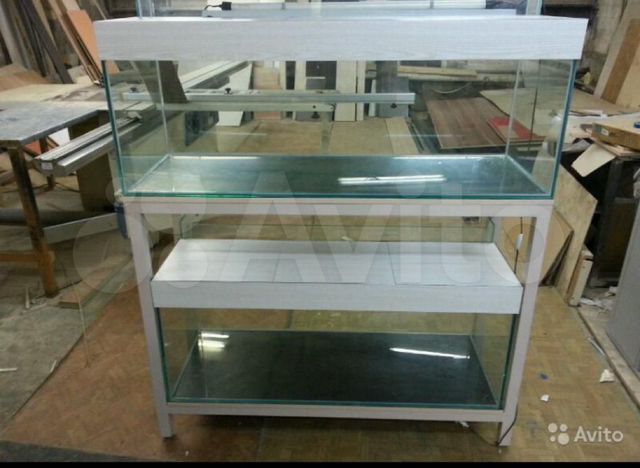 Аквариумная стойка